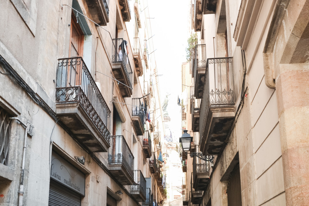 The Gothic Quarter, the old town of Barcelona | Epepa Travel Blog