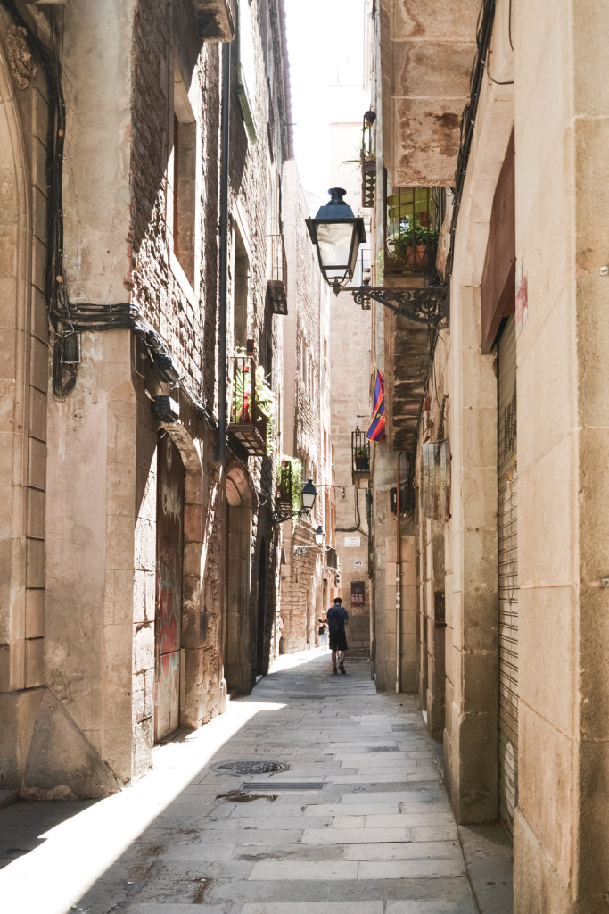 The Gothic Quarter, the old town of Barcelona | Epepa Travel Blog